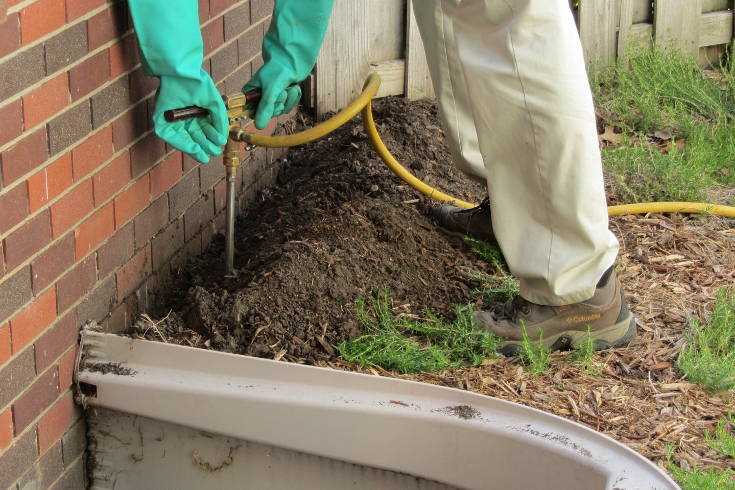 Trenching and rodding with liquid termiticide – GRO Big Red